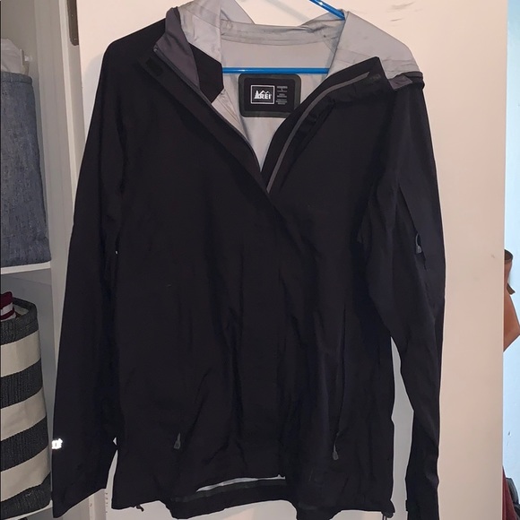 REI | Jackets & Coats | Rei Womens L Hooded Raincoat Great Condition ...